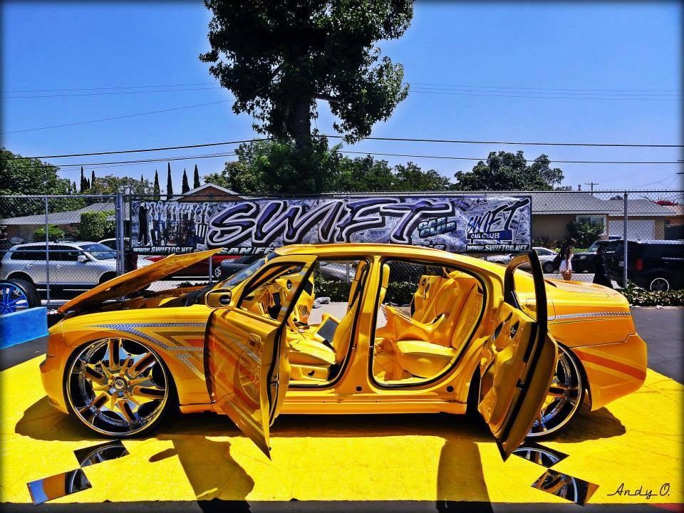 Dodge Charger by SWIFT Club — World Installer Magazine на DRIVE2