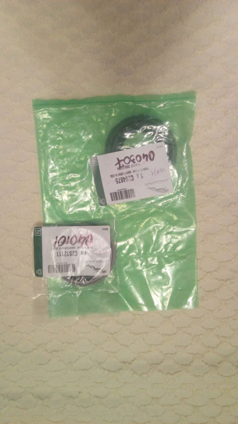 C2S12111 УПЛОТНЕНИЕ-МАСЛ. Jaguar Land Rover | Запчасти на DRIVE2