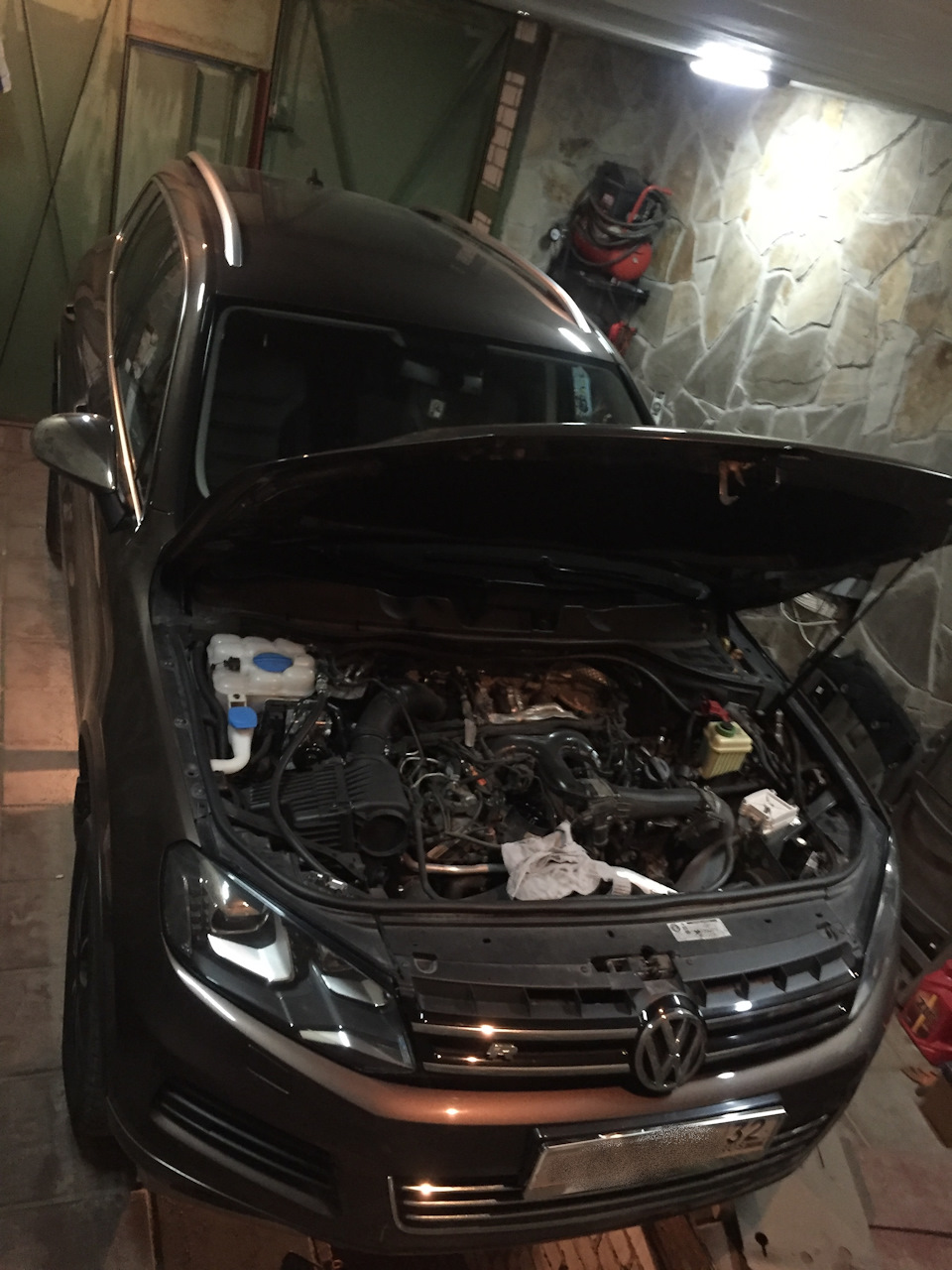 №17.ТО 110 000 Touareg NF — Volkswagen Touareg (2G), 3 л, 2012 года ...