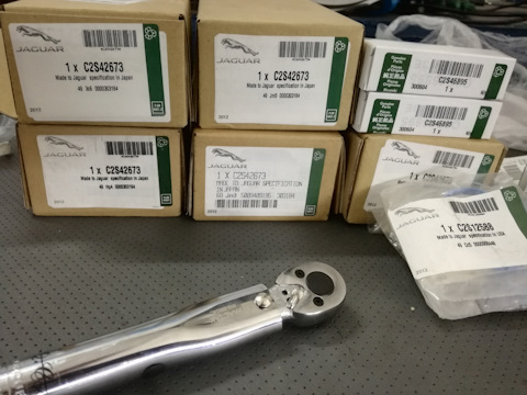 C2S42673 КАТУШКА ЗАЖИГ.НА СВЕЧЕ Jaguar Land Rover | Запчасти на DRIVE2