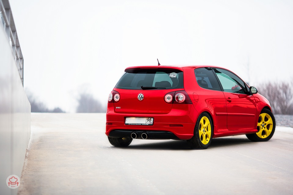 photo set – GTI mk5 red | winter — Volkswagen Golf GTI Mk5, 2 л, 2006 ...