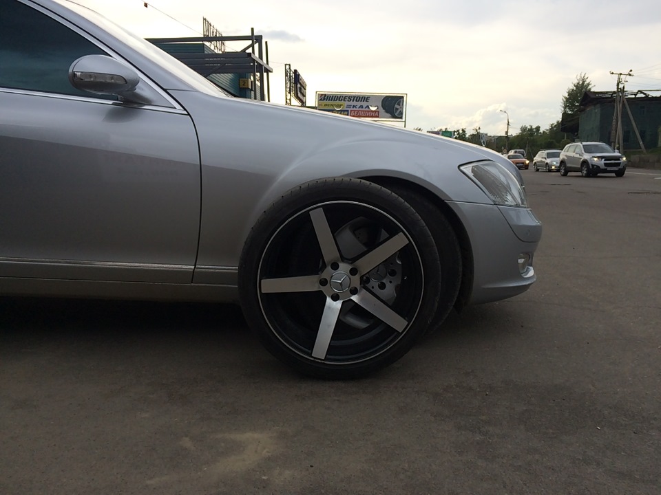 Если на лючке данные для R20, значит, ставим R20 VOSSEN — Mercedes-Benz ...