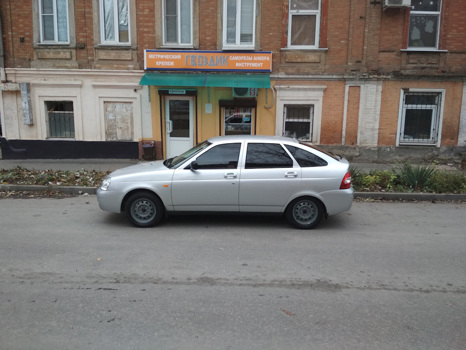 Тонер — Lada Приора хэтчбек, 1,6 л, 2010 года | аксессуары | DRIVE2