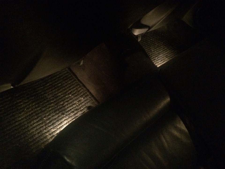 Шланги webasto и подсветка в ноги — BMW M3 (E36), 3,2 л, 1997 года ...