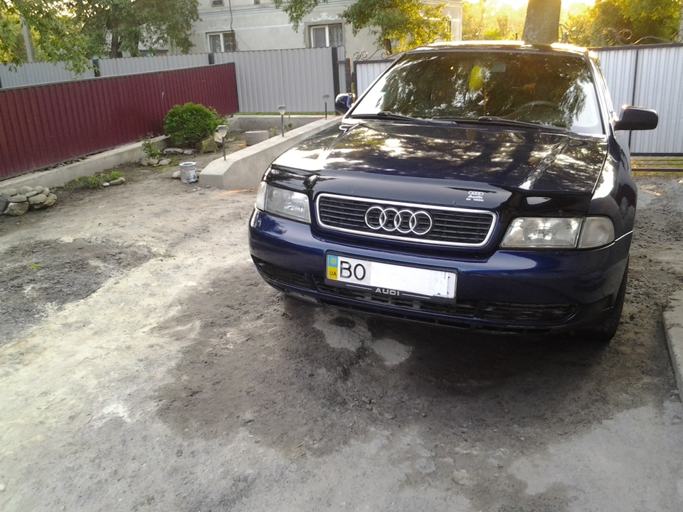 Стекло фары — Audi A4 (B5), 2,4 л, 1998 года | кузовной ремонт | DRIVE2