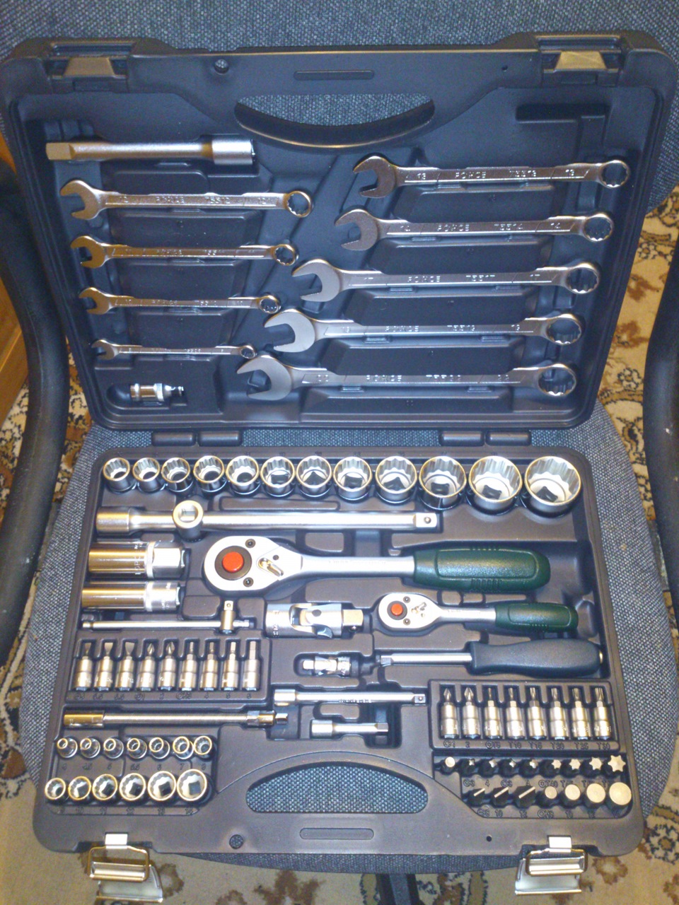 FORCE и этим все сказанно! — Renault Laguna I, 2 л, 1994 года | аксессуары | DRIVE2