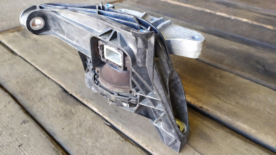 9820297580 Опора двигателя Peugeot Citroen | Запчасти на DRIVE2