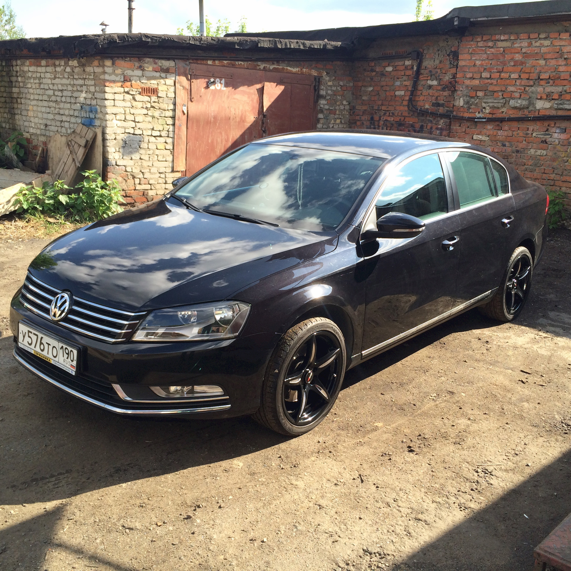 Выбор 18" 225 или 235 резя… — Volkswagen Passat B7, 1,8 л, 2011 года ...