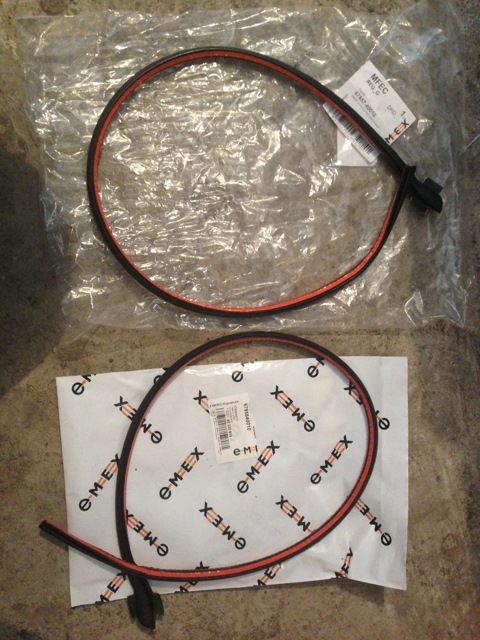 6785840010 Накладка TOYOTA LEXUS | Запчасти на DRIVE2