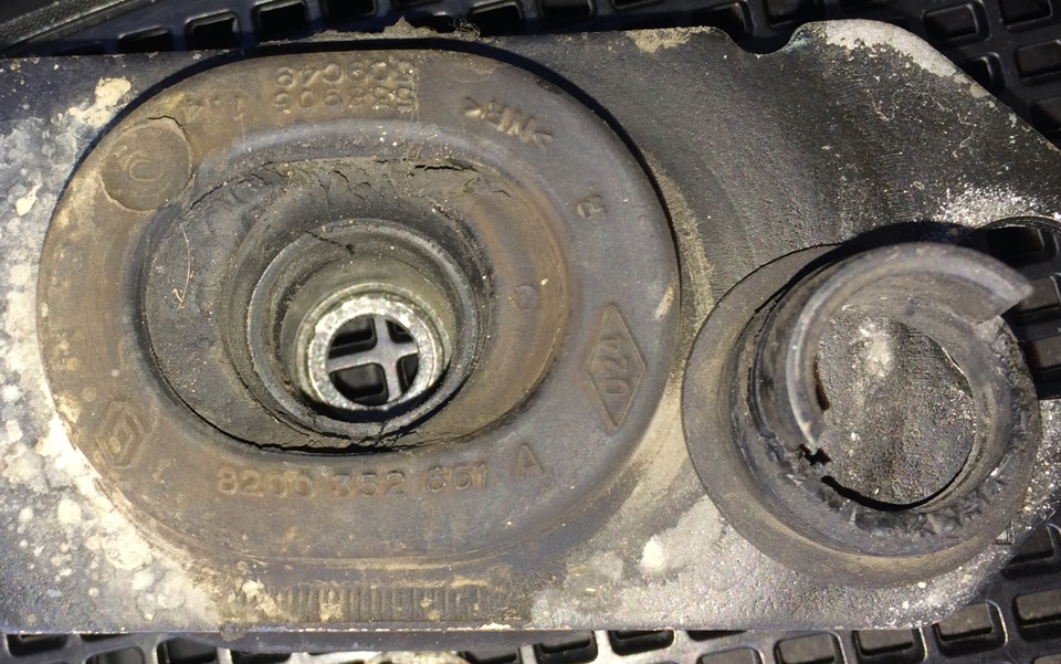 Опоры КПП и ДВС перезаливка. По Шору 85. — Renault Clio III Sport, 2 л ...