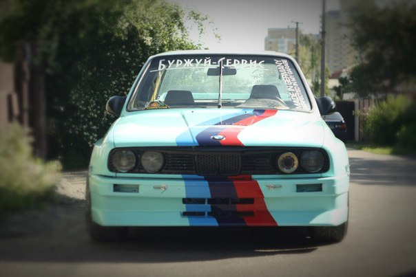 М\\\-Полоски — BMW 3 series (E30), 2,8 л, 1987 года | тюнинг | DRIVE2