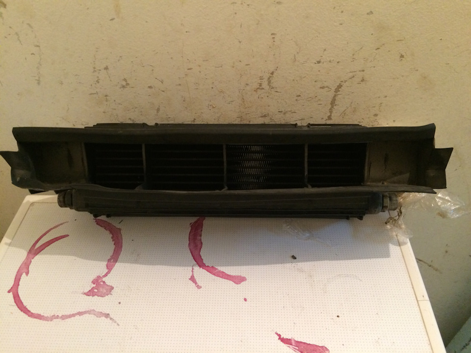 Масленый охладитель — Mercedes-Benz E-class (W124), 5 л, 1994 года ...