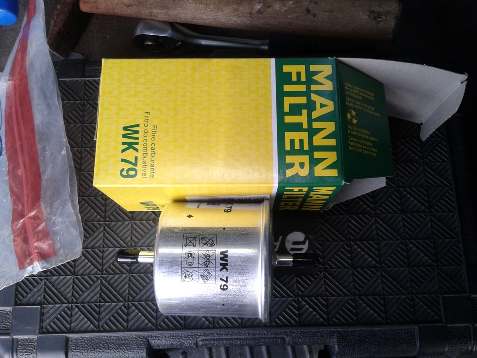 Про топливный фильтр — Ford Mondeo I, 1,8 л, 1994 года | своими руками | DRIVE2