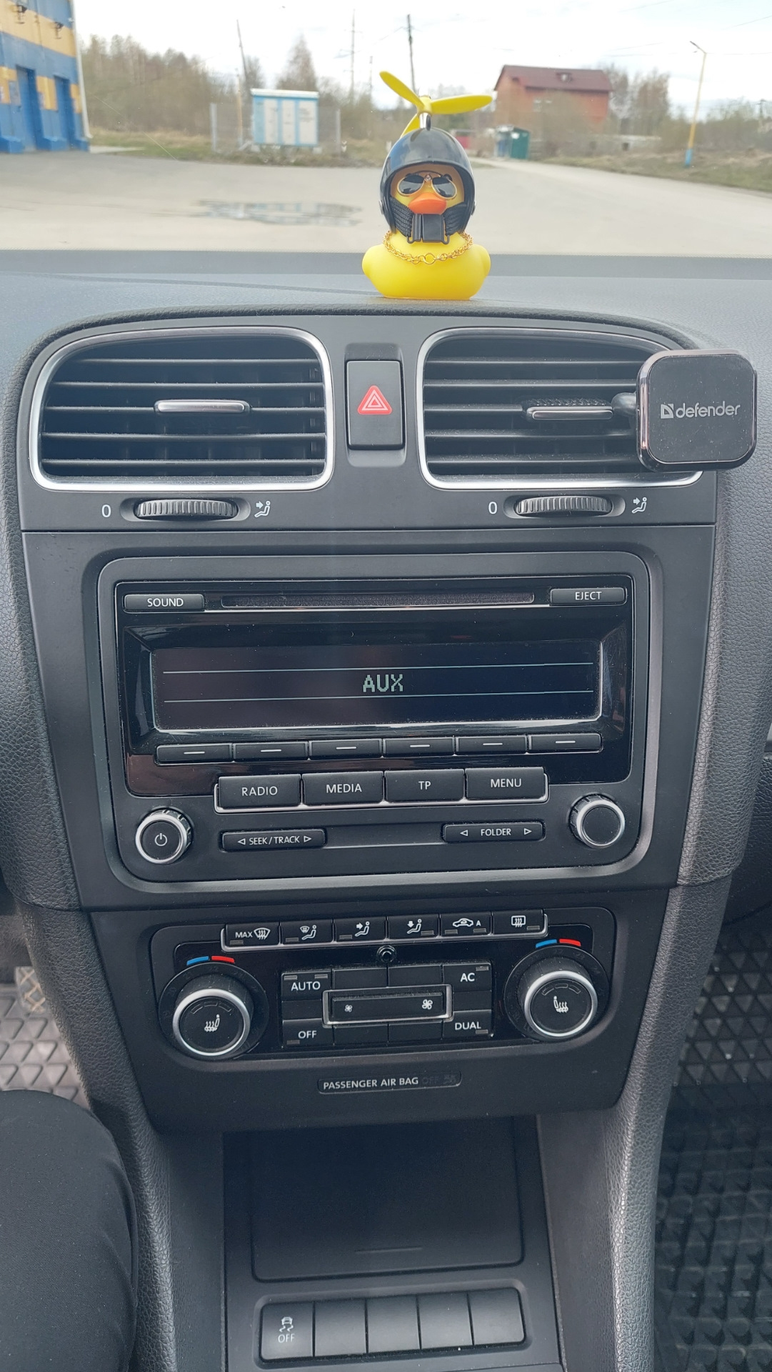 Установка Bluetooth RCD 310 за 1 минуту. — Volkswagen Golf Mk6, 1,6 л, 2012 года | аксессуары ...