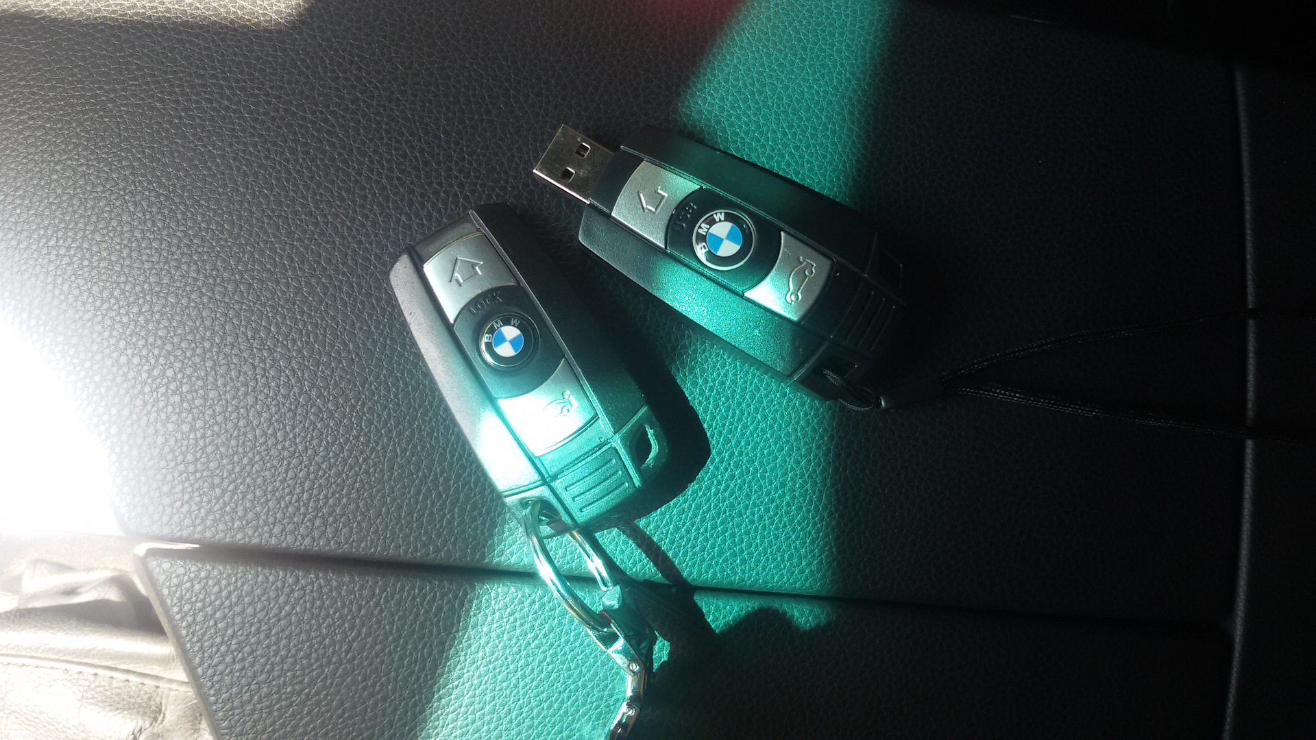 Ключ а-ля USB — BMW 5 series (E60), 3 л, 2006 года | аксессуары | DRIVE2