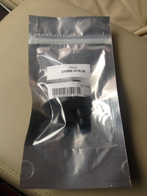 310863TA1A Заглушка масляного щупа NISSAN INFINITI | Запчасти на DRIVE2