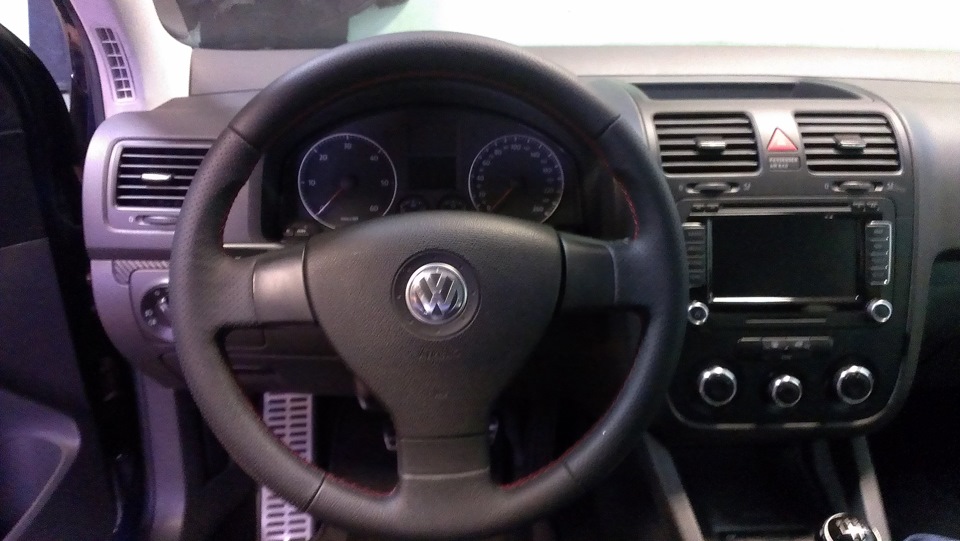 Перетяжка руля — Volkswagen Golf Mk5, 1,9 л, 2006 года | стайлинг | DRIVE2