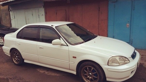 Honda Civic (6G) 1.3 бензиновый 1998 | d13b:( на DRIVE2
