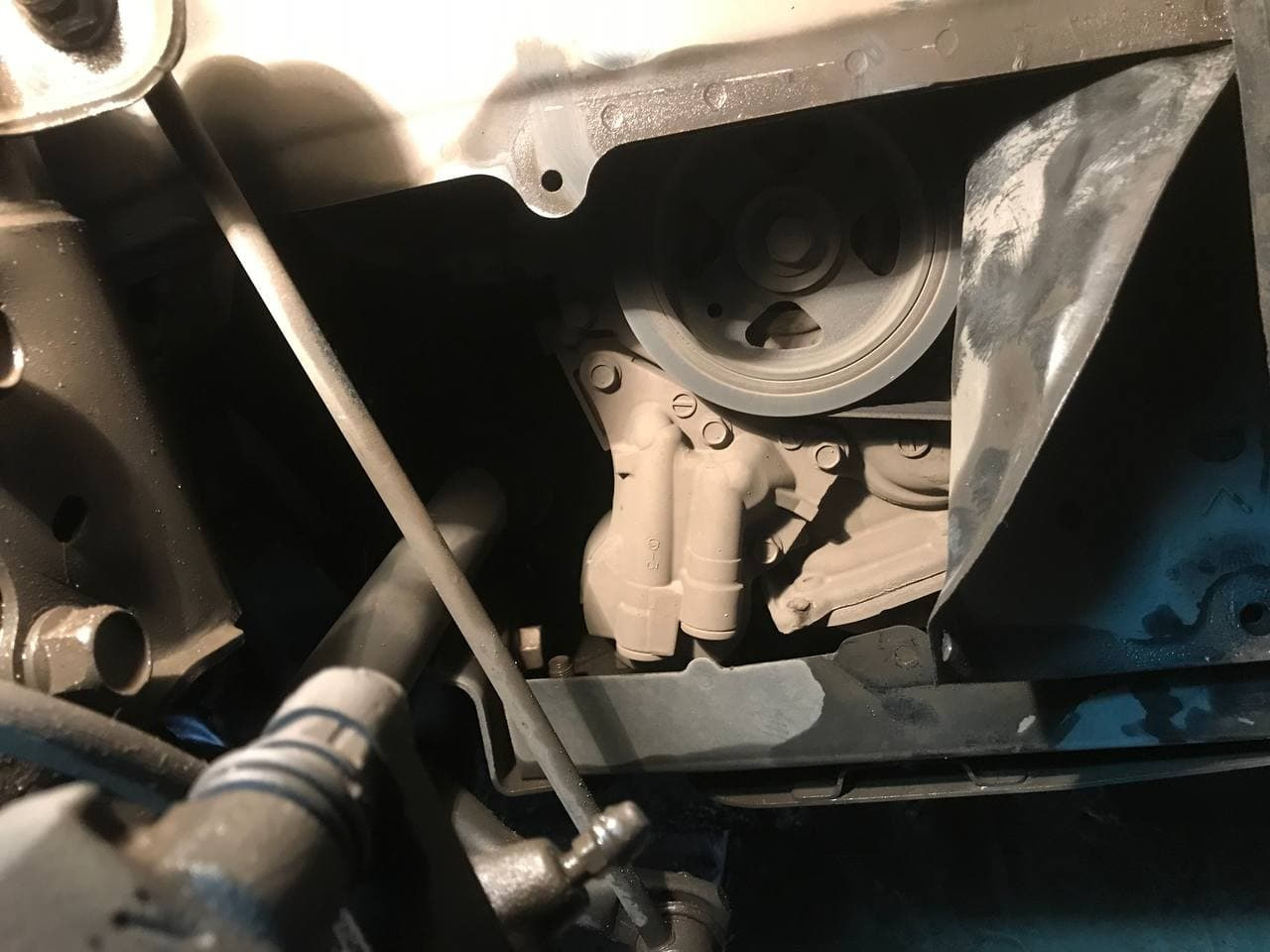 Замена корпуса масляного фильтра 2ZR-FE — Toyota Corolla Rumion, 1,8 л ...