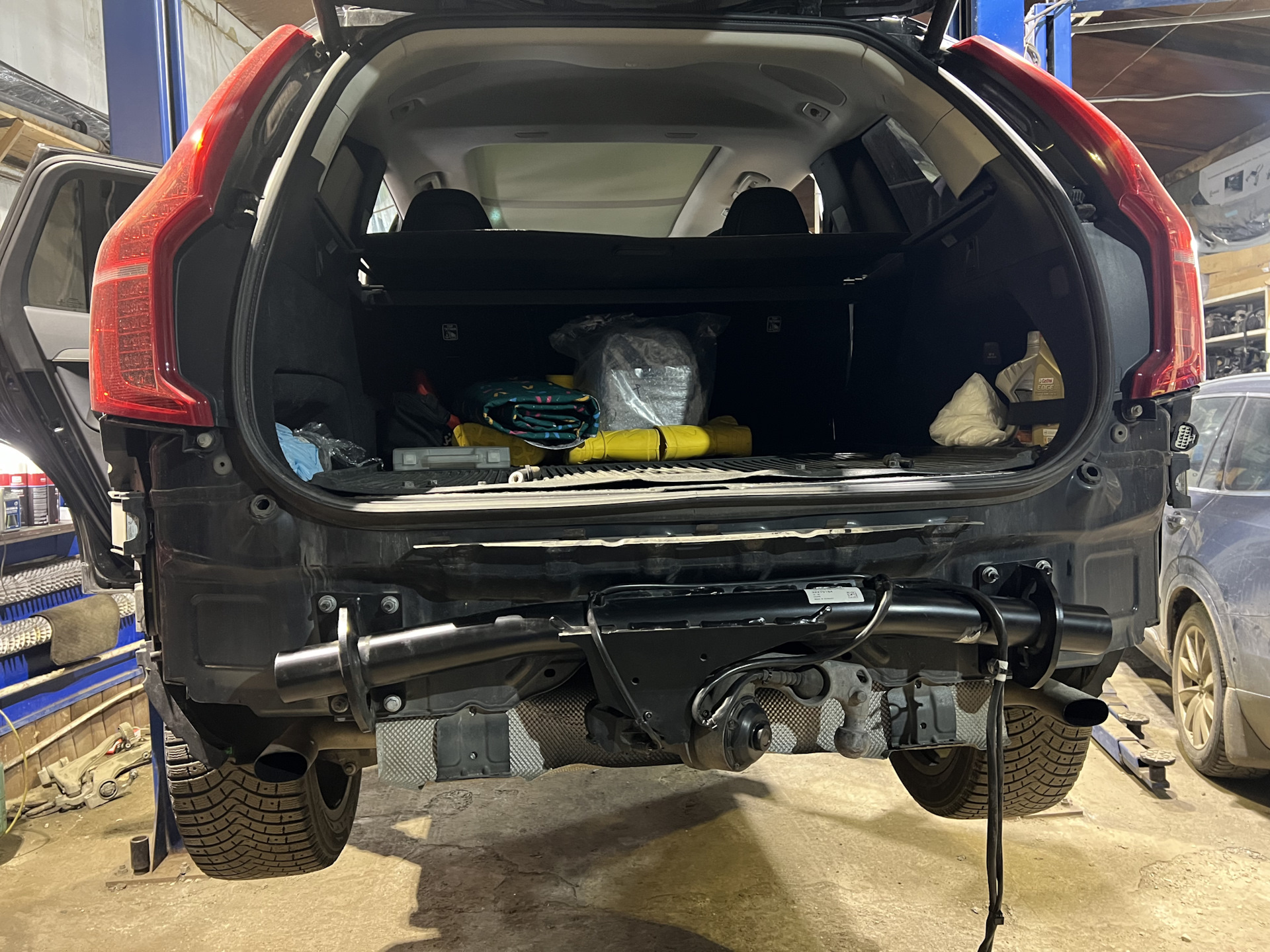 Оригинальный выкидной фаркоп — Volvo XC90 (2G), 2 л, 2017 года ...