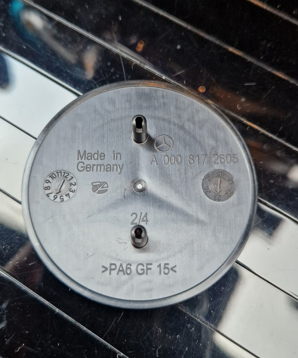 A0008172605 Эмблема фирменная Benz на капоте Mercedes | Запчасти на DRIVE2