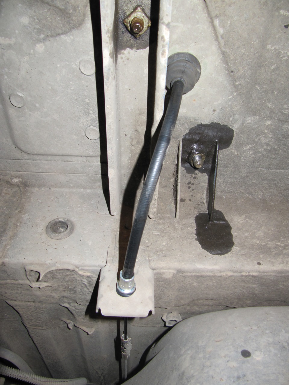 Замена тросика ручника + Переобувка на зиму + наклейка Д2! — Renault ...