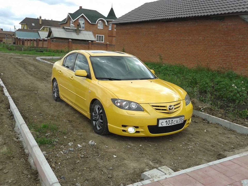 *Под вопросом покупка вот этой Mazda3 — Mazda Familia (BJ), 1,5 л, 2002 ...