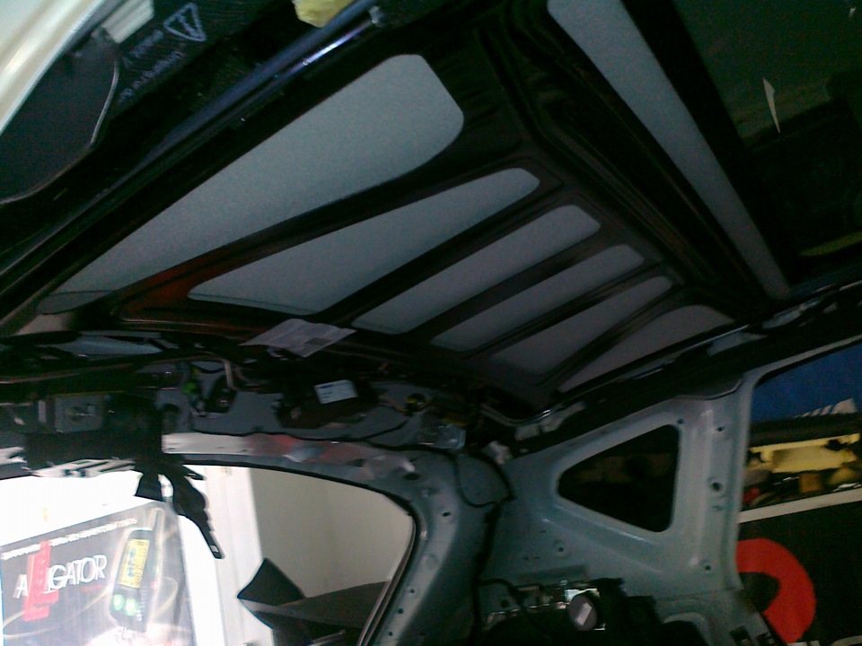 Шумка крыши — Nissan Qashqai (1G), 2 л, 2011 года | просто так | DRIVE2