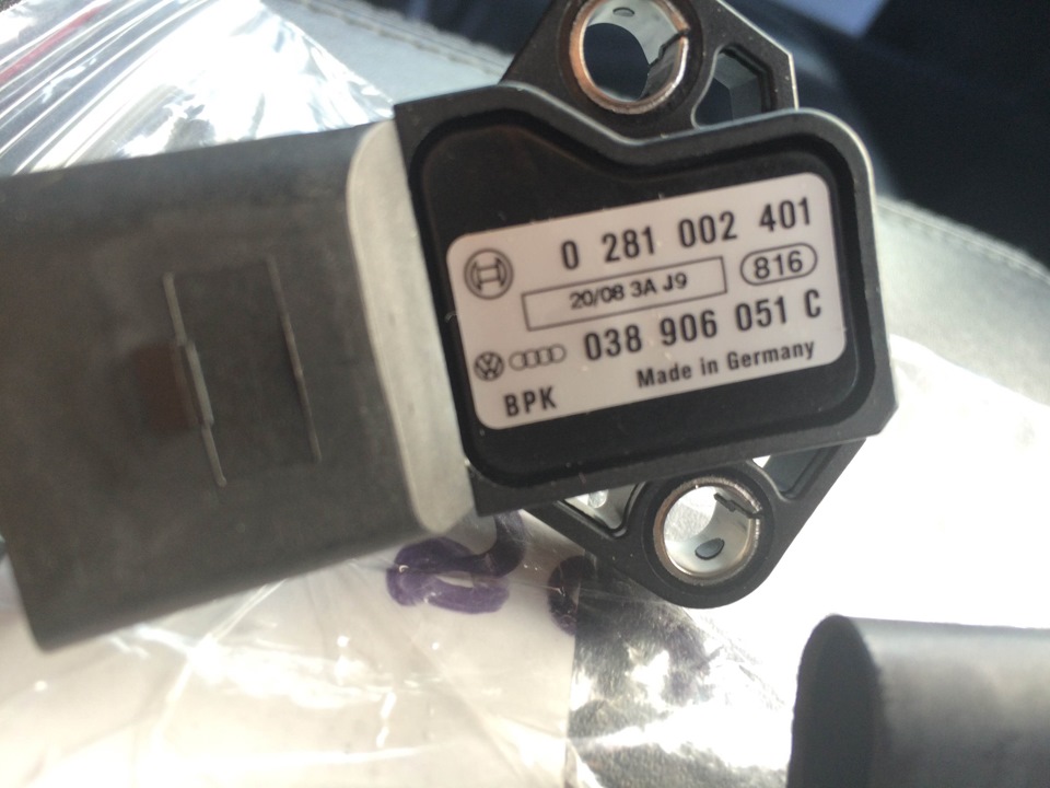 038906051C Датчик давления воздуха / AUDI, SEAT, SKODA, VW 99~ VAG ...