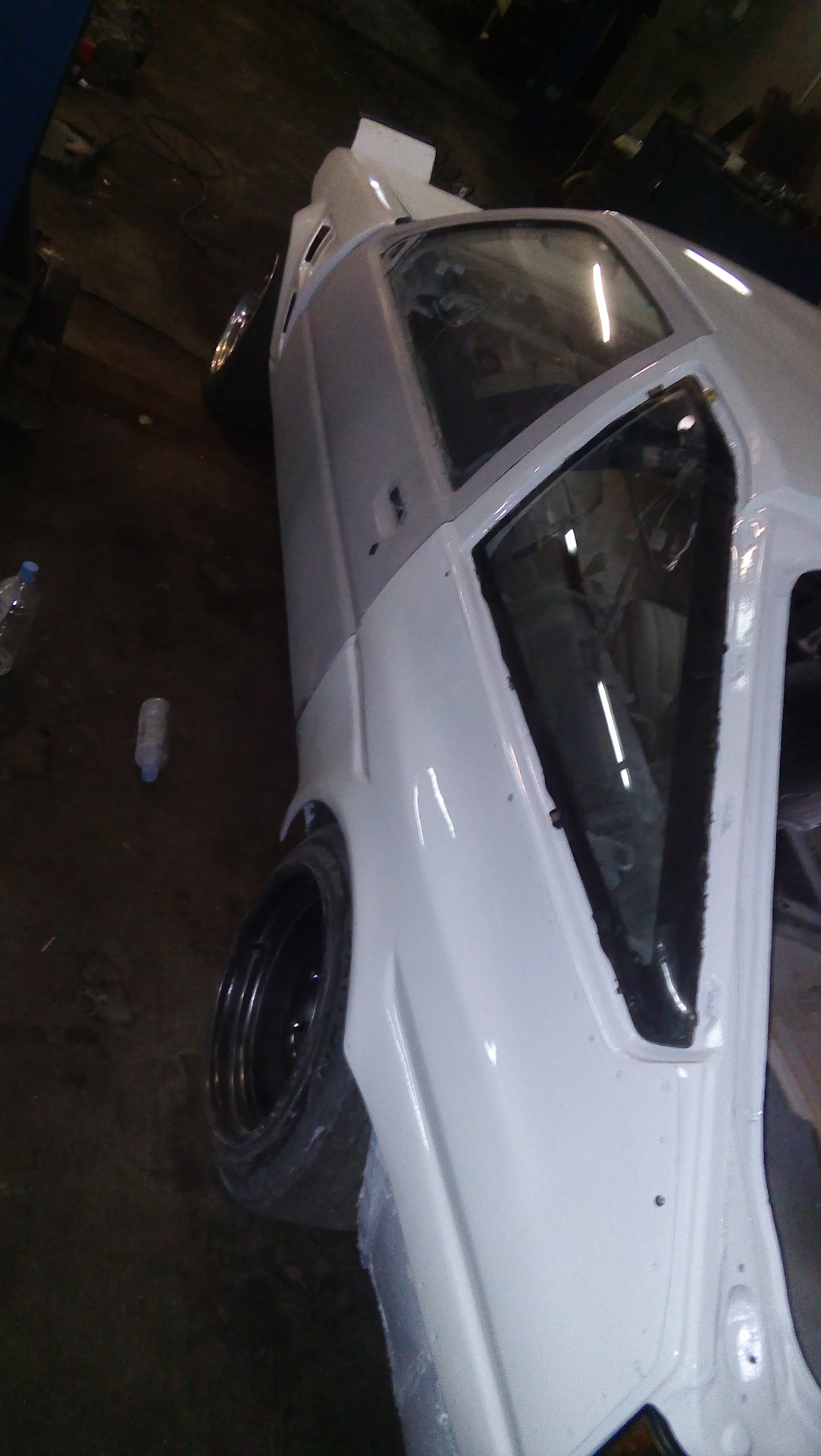 Что то происходит. Покраска — Toyota Corolla Levin (AE85), 1,8 л, 1986 ...