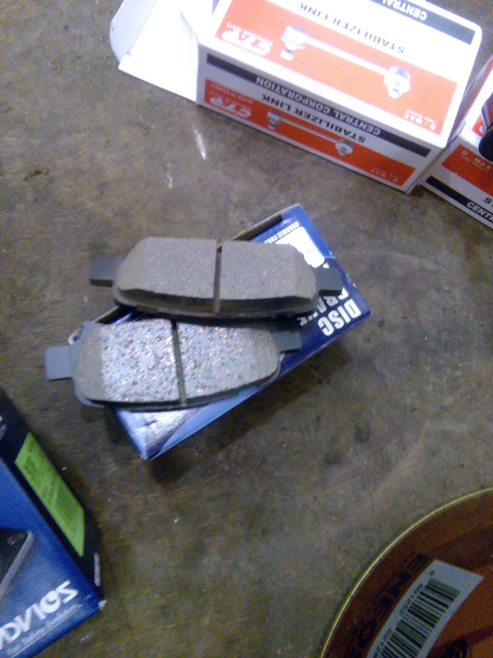 Замена колодок в круг и задних стоек стаба. — Subaru Forester (SF), 2 л ...