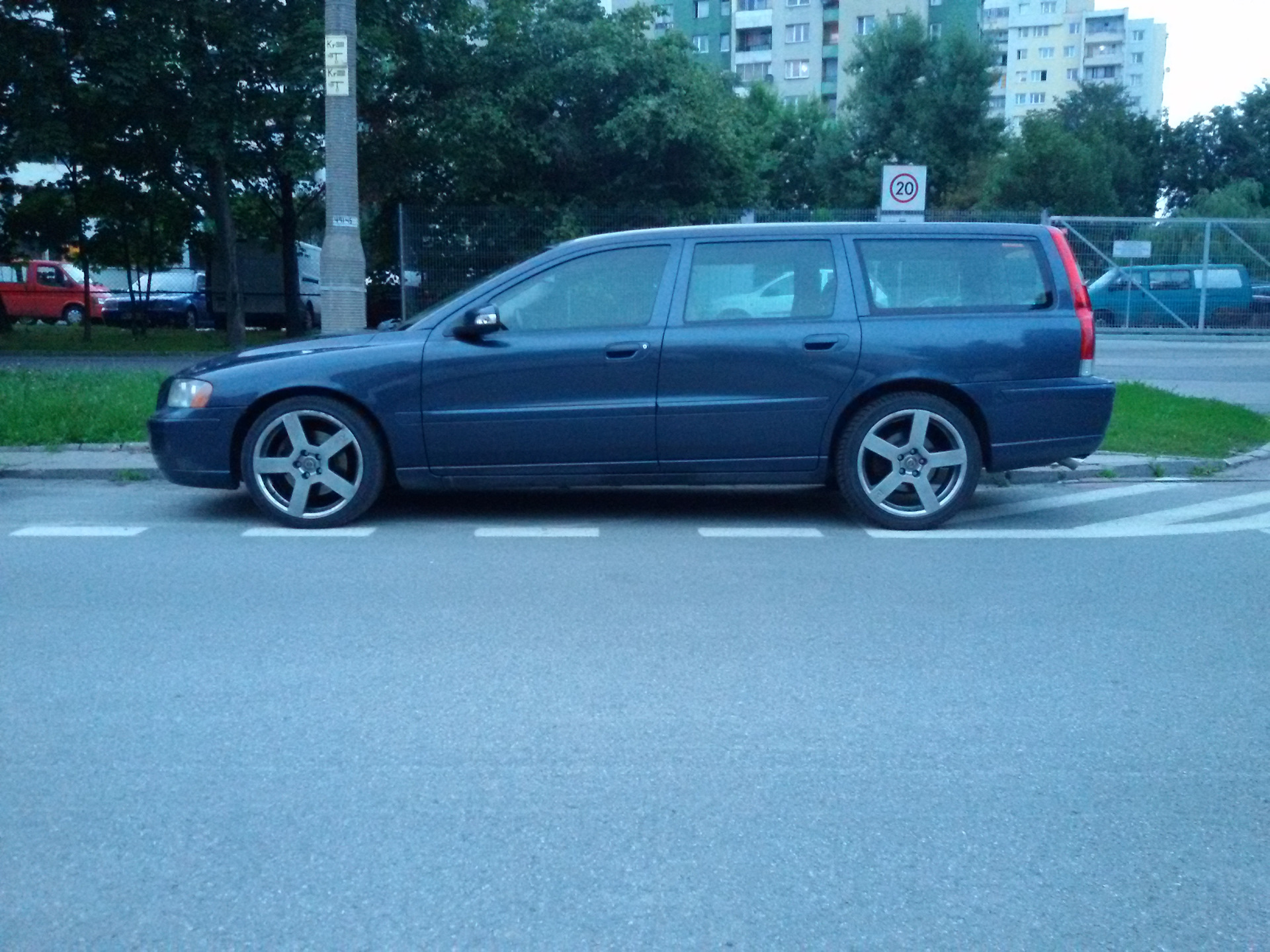 примерочка) — Volvo V70 II, 2,4 л, 2007 года | колёсные диски | DRIVE2