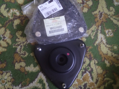 MR554860 Опора стойки передняя OEM Mitsubishi | Запчасти на DRIVE2