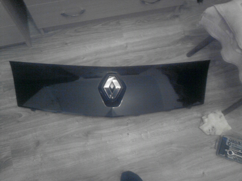 Обтяжка щитка пленкой под карбон — Renault Kangoo (2G), 1,6 л., 2010 ...