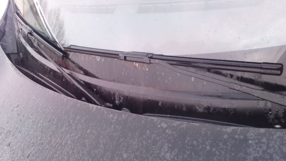 Замена стеклоочистителей — Renault Kangoo (2013), 1,6 л, 2014 года ...