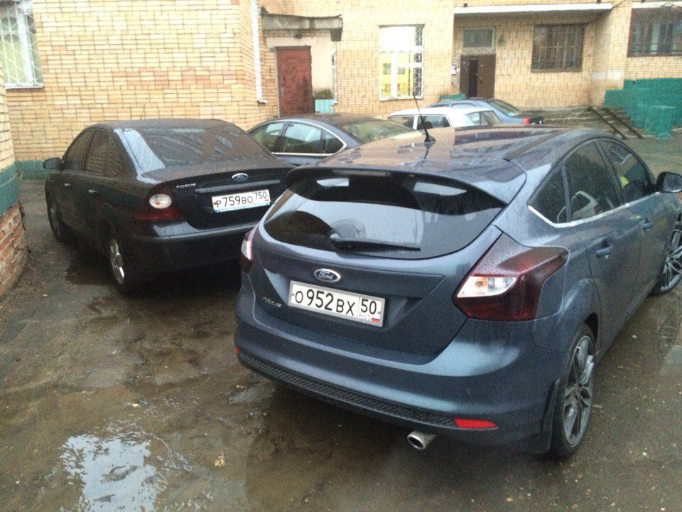Притемнил задние фары) — Ford Focus Hatchback III, 2 л, 2012 года ...