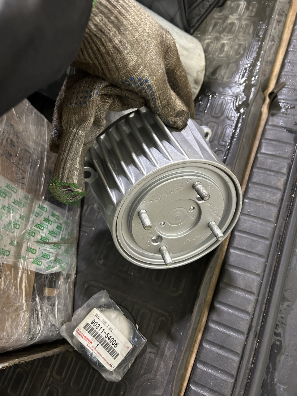 Муфта полного привода #2 — Toyota RAV4 (III), 2,4 л, 2010 года | своими ...