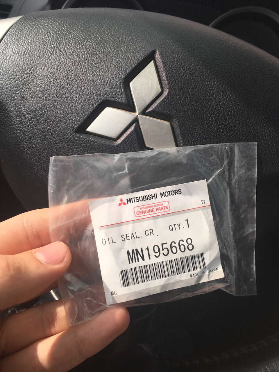 Замена сальника переднего коленвала — Mitsubishi Lancer X, 1,5 л, 2007 ...