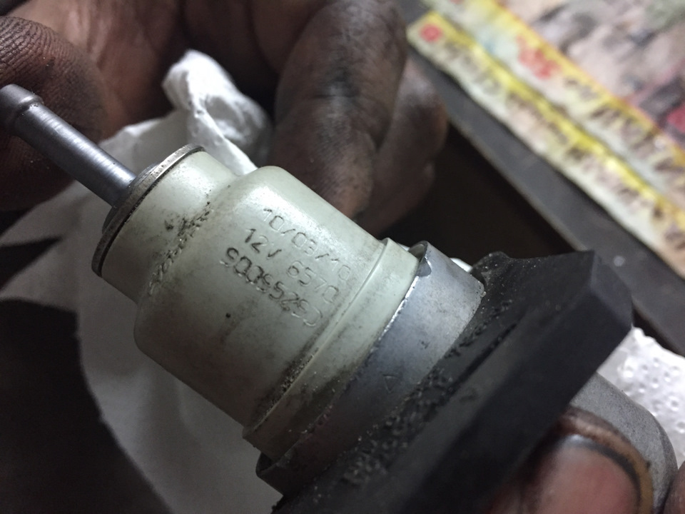 1216570 Фара основная правый Opel | Запчасти на DRIVE2