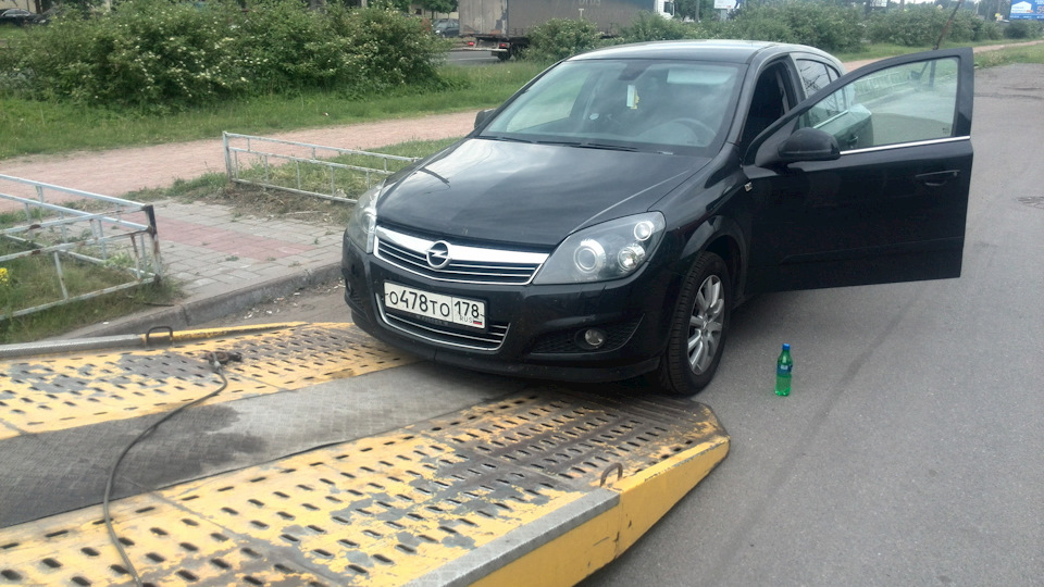 Разлетелся диффиренциал на F17 — Opel Astra H 1 8 л 2013 года визит