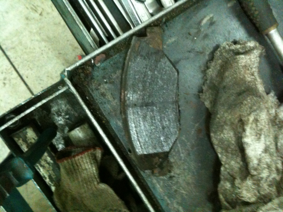 Колодки — Volkswagen Polo Sedan, 1,6 л, 2014 года | визит на сервис ...