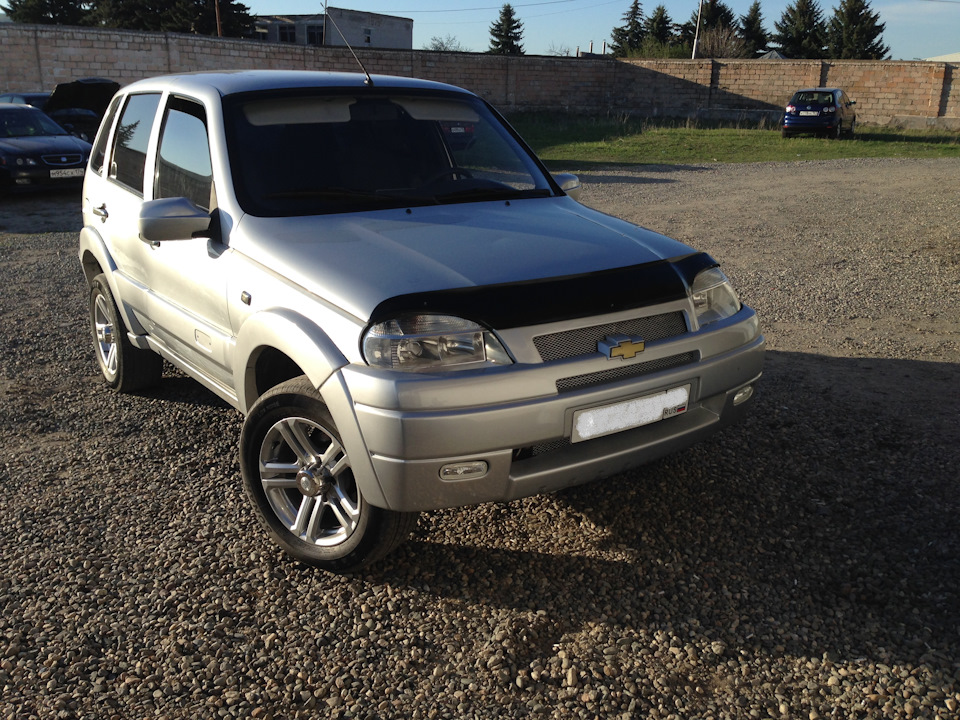 Поставил палладику — Chevrolet Niva, 1,7 л, 2004 года | колёсные диски ...