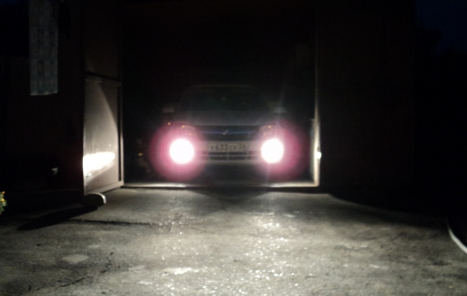 Поставил туманки — Lada Гранта (1G), 1,6 л, 2012 года | аксессуары | DRIVE2