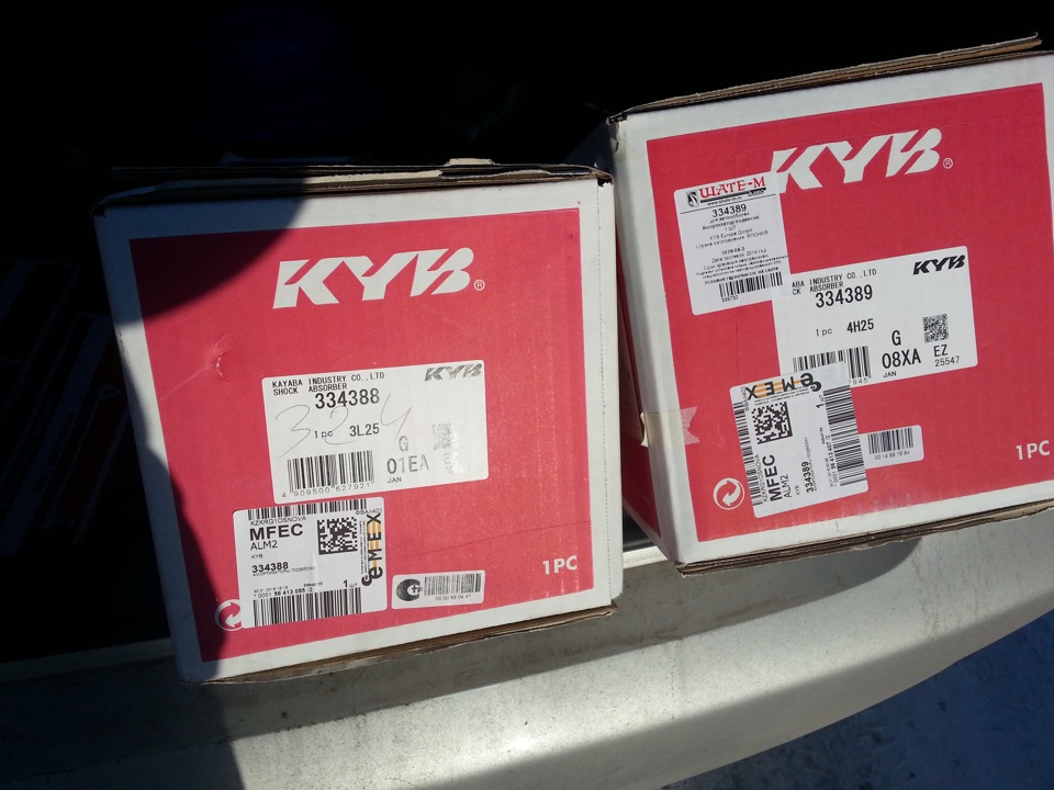 Стойки — Toyota Camry (XV30), 2,4 л, 2005 года | запчасти | DRIVE2