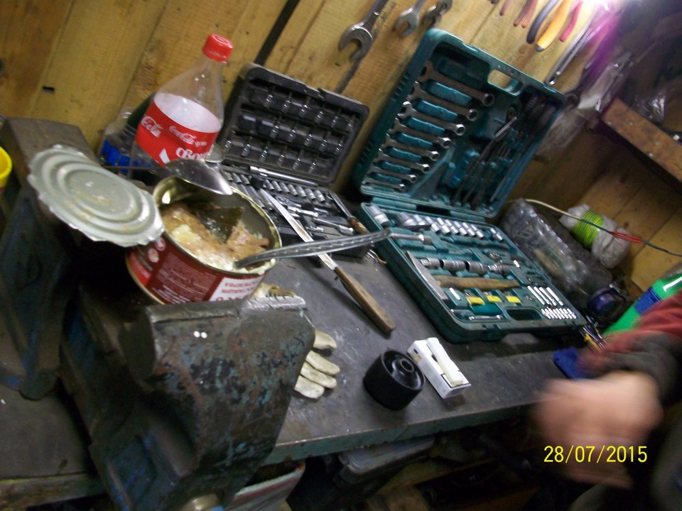 передняя подушка — Mitsubishi Lancer IX, 1,6 л, 2004 года | плановое ТО ...