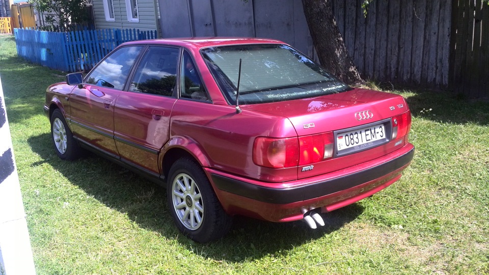поездка на дачу мойка авто — Audi 80 B4 1 9 л 1994 года
