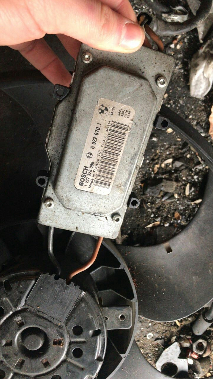 Ребят срочно — BMW 1 series (E81/E87), 2 л, 2005 года | электроника ...