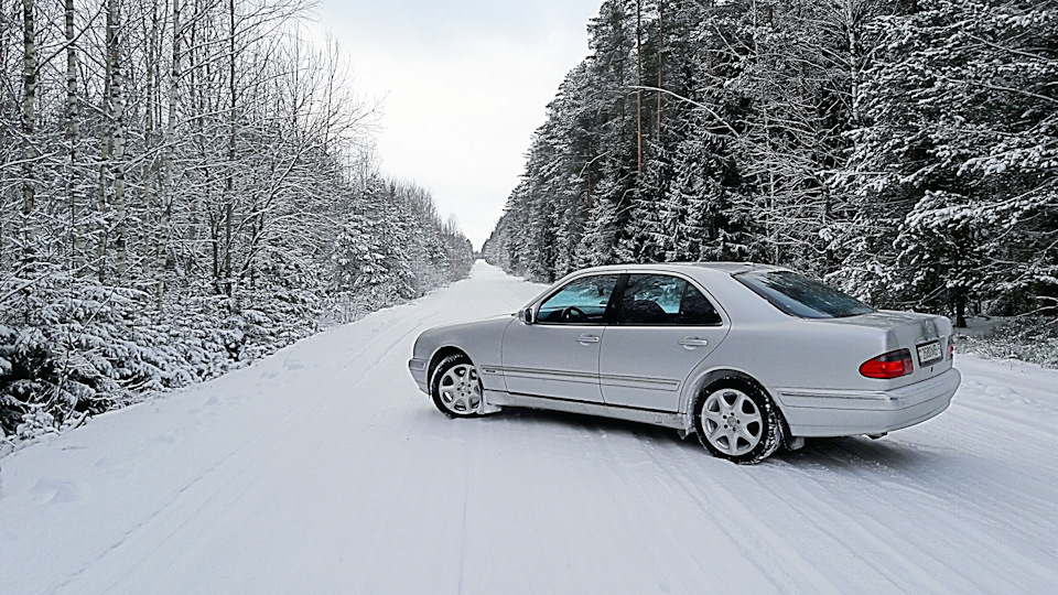 Mercedes-Benz E-class (W210) 4.3 бензиновый 2001 | V8 4matic Avantgard ...