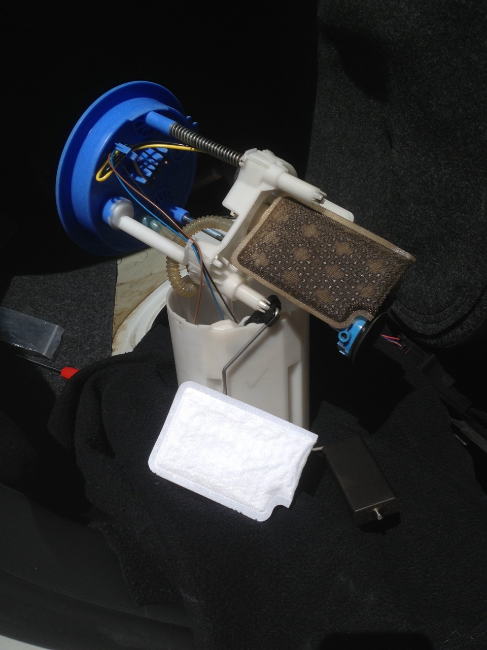 Замена сетки безонасоса 1KD919051A — Skoda Octavia A5 Mk2, 1,8 л, 2012 ...