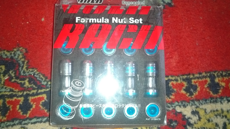 Volk Racing Nut M12x1,5 Blue cap. — KIA Ceed (2G), 1,4 л, 2013 года ...